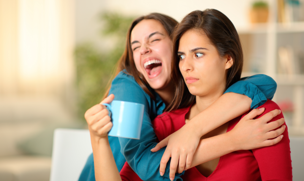 5 características de un mal amigo | Envidia y control